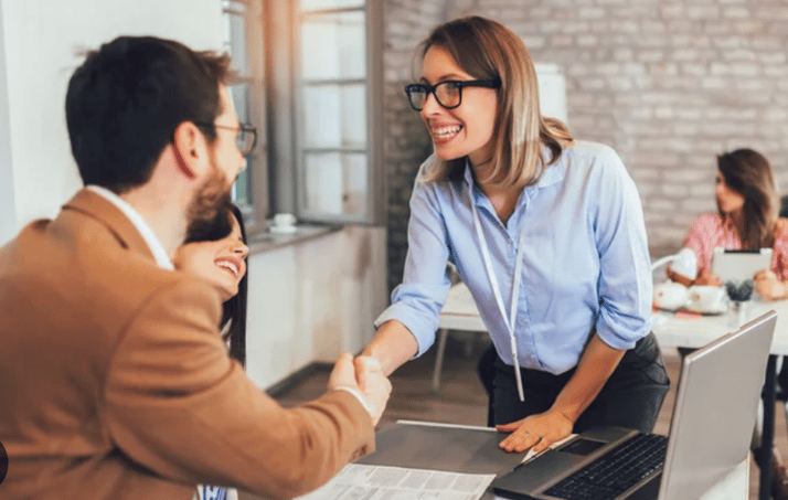 Captive vs Third-Party Outsourcing: Pros and Cons